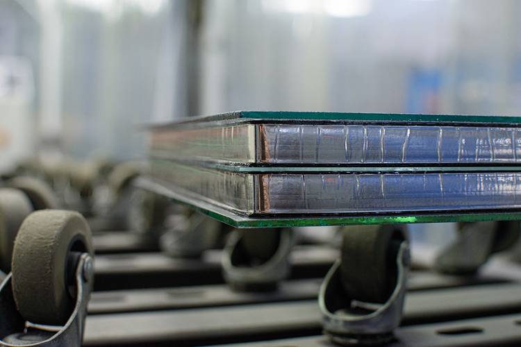 Alpen High Performance Products Expands Thin Glass Production