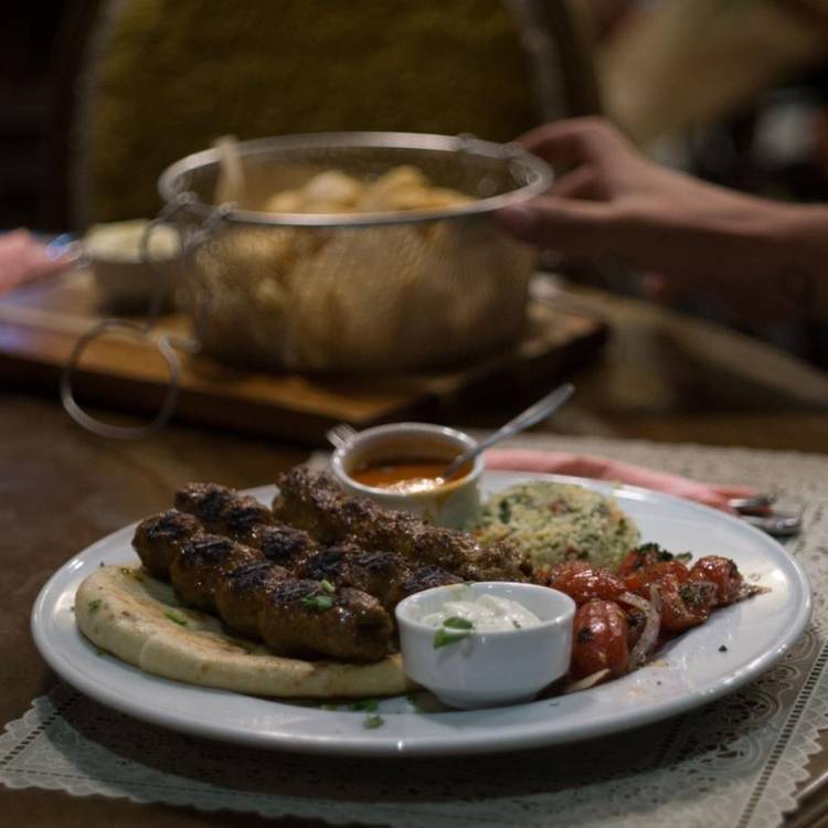 Hellas Restaurant - Greek Cuisine Restaurant in Parikia Paros